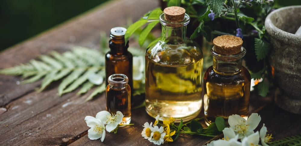 Best Essential Oils for Sleep: A Guide to Restful Nights